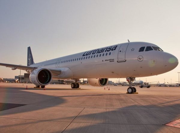 What’s Going On With The Doors Of The Airbus A321? - Mentour Pilot