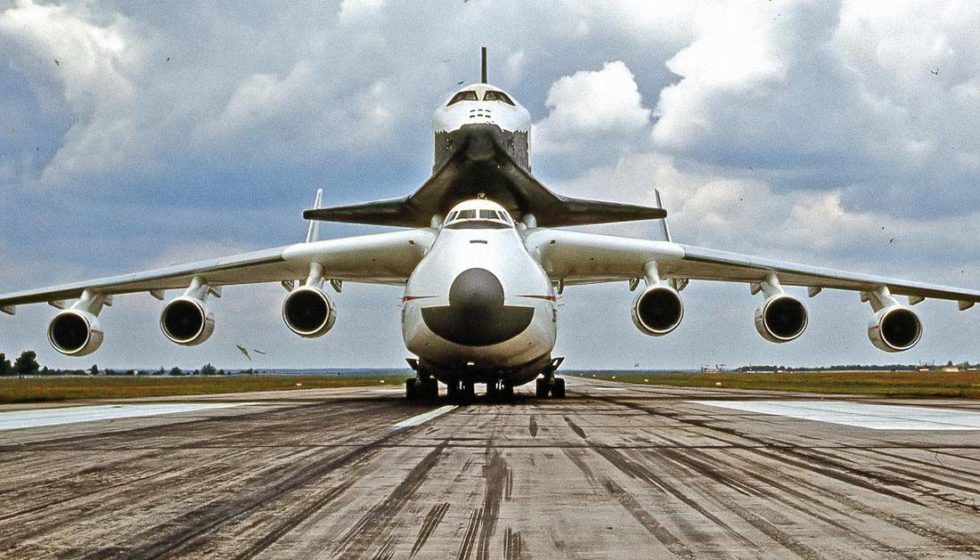 Antonov AN-225 – The Giant Awakens, In An-124 Shortage - Mentour Pilot