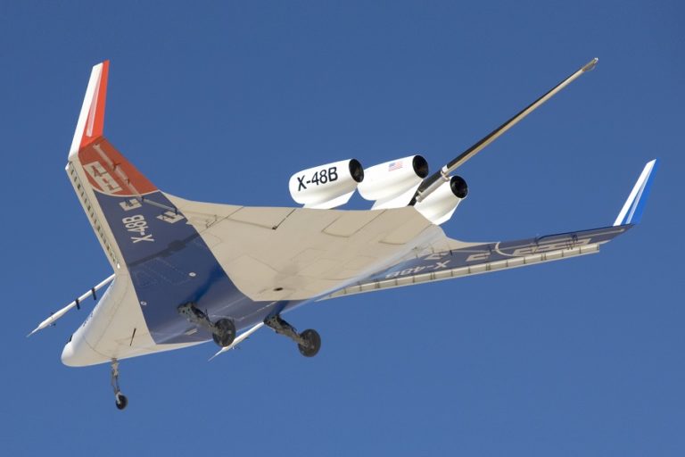 Blended Wing Body Aircraft: Design Challenges - Mentour Pilot