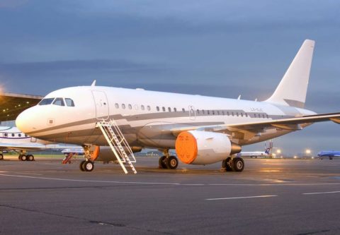 Built-In Airstairs – Why Don’t Airbus A320s Have Them? - Mentour Pilot