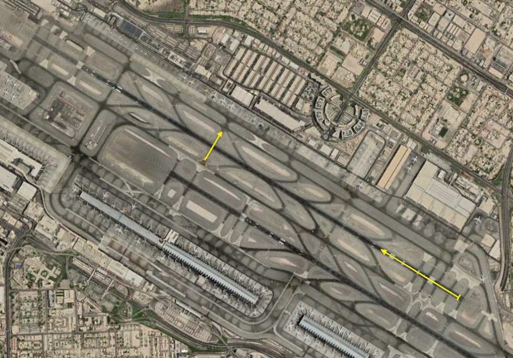 INCIDENT: 777 Starts Takeoff, Other 777 Crosses Runway - Mentour Pilot