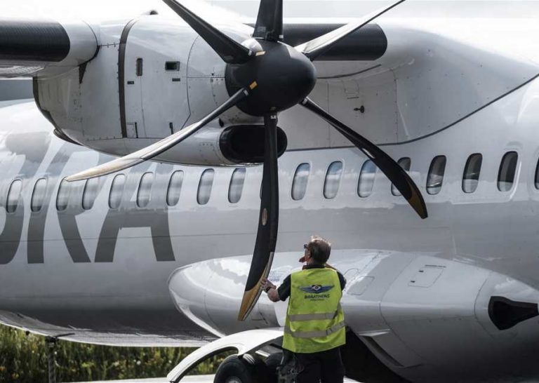 Braathens Fly ATR-72 On 100% Sustainable Aviation Fuel! - Mentour Pilot