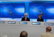 What Is The New Airbus “Wing of Tomorrow”? - Mentour Pilot