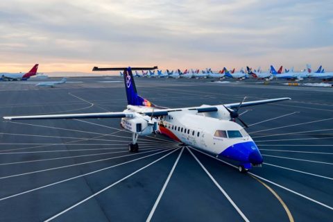 Universal Hydrogen Dash-8 Makes First Flight! - Mentour Pilot