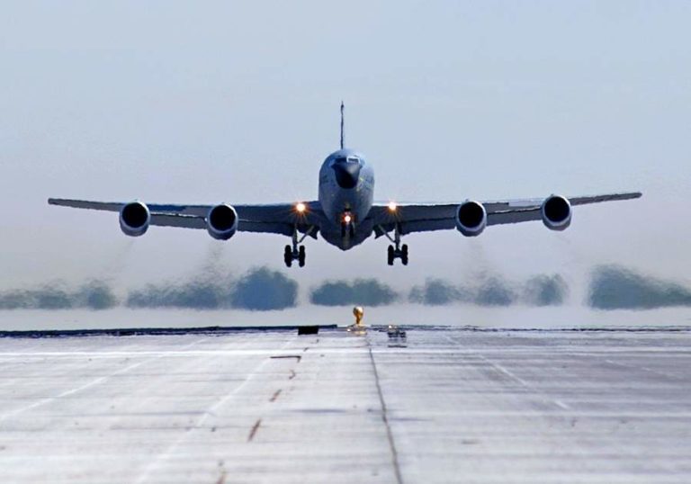 U.S. Air Force To Add Winglets To Its Tankers - Mentour Pilot