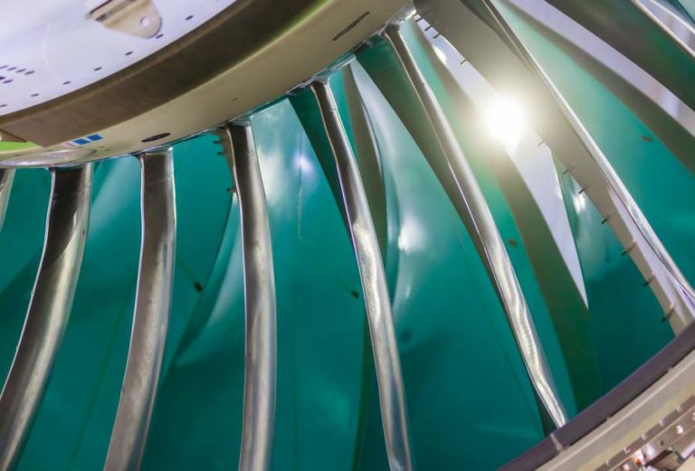 Rolls-Royce Starts UltraFan Testing - Mentour Pilot