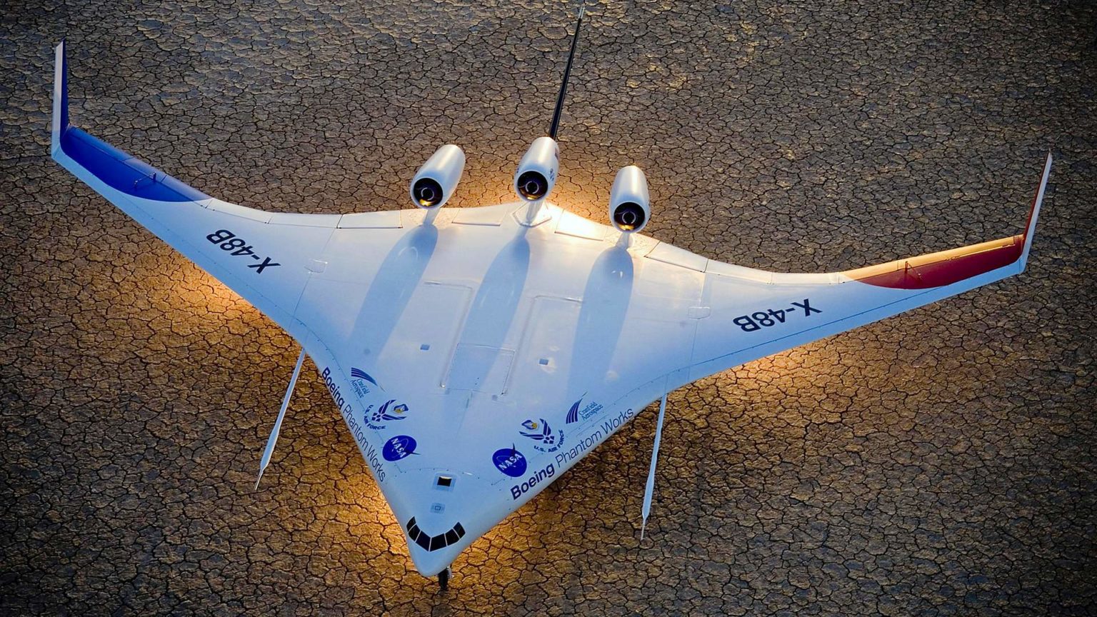 JetZero Gets U.S. Air Force Blended Wing Body Contract! - Mentour Pilot