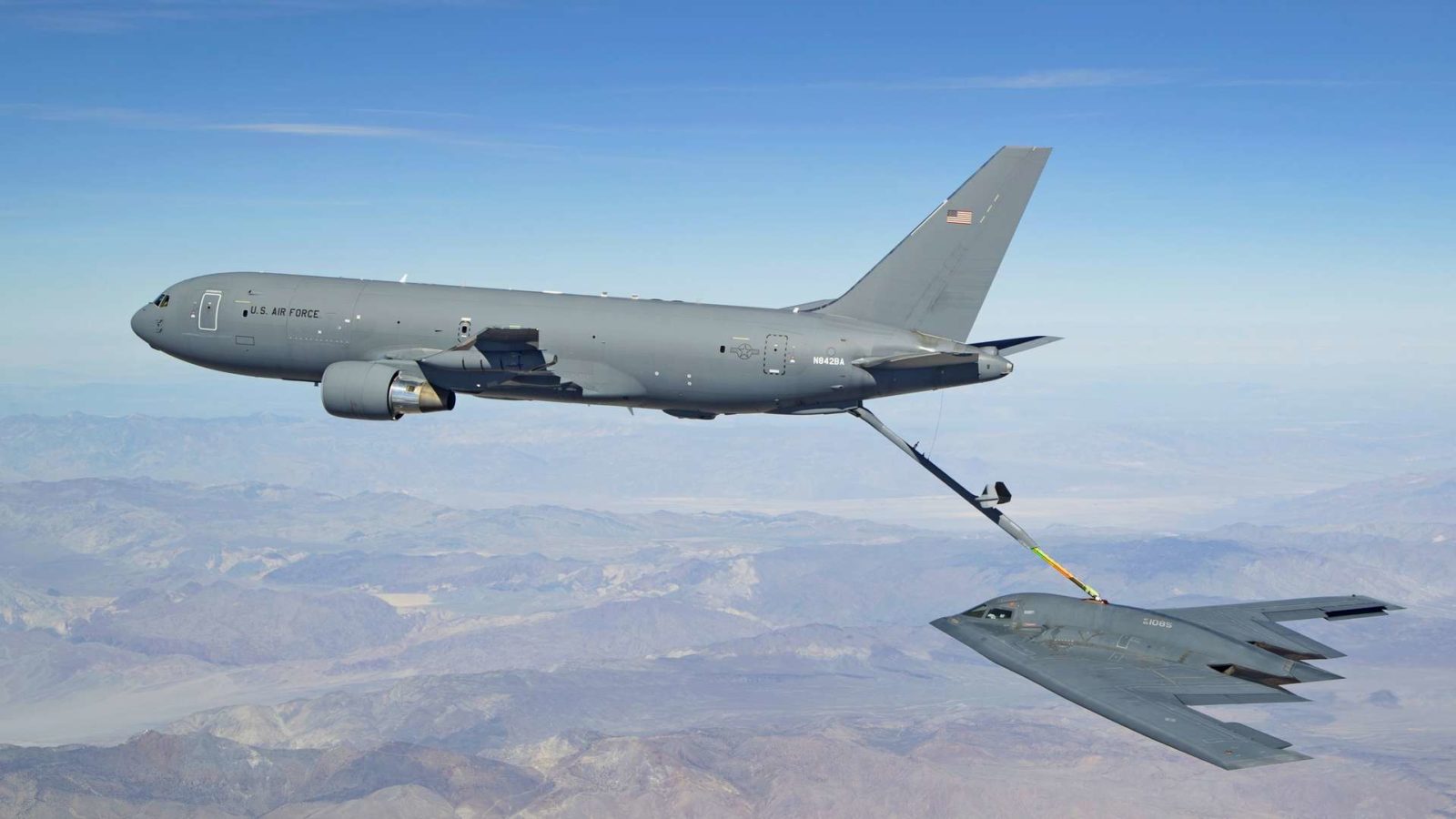 JetZero Gets U.S. Air Force Blended Wing Body Contract! - Mentour Pilot