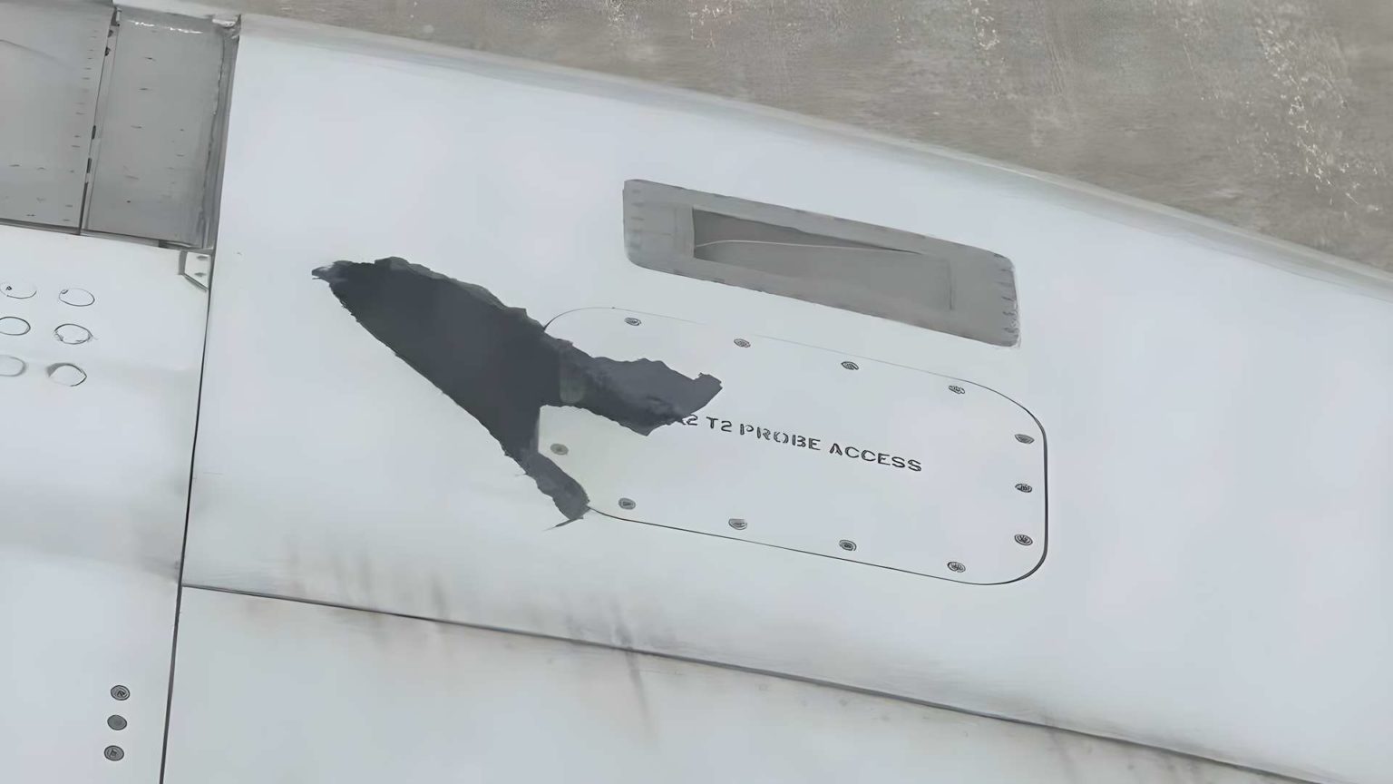 INCIDENT: A330 Engine Fan Blade Fracture, Vibrations In Flight ...