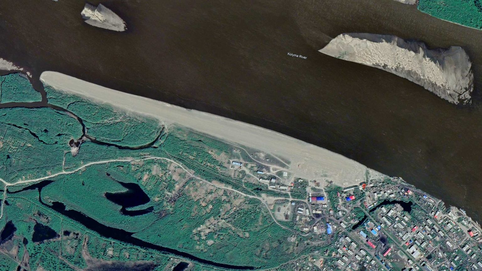INCIDENT: Russian An-24 Crew Accidentally Make River Landing! - Mentour ...
