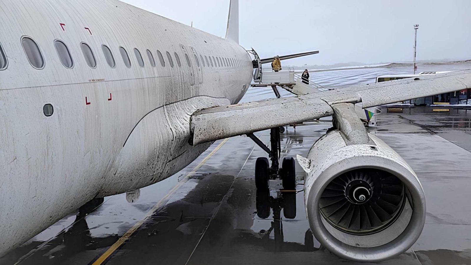 ACCIDENT – Avion Express A320 Runway Excursion In The Mud! - Mentour Pilot